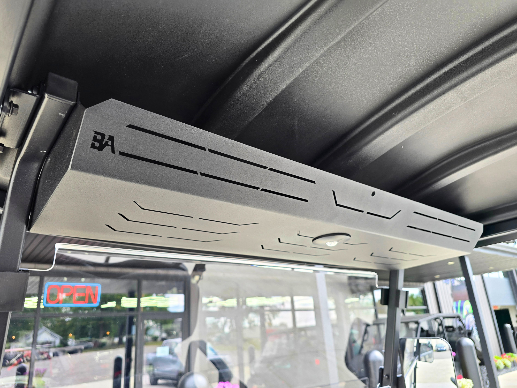 Denago Nomad Storage Console + Dome Light – BA Parts